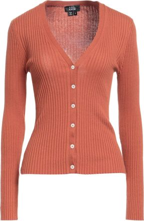 A.P.C. X KATIE HOLMES