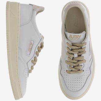Autry Womens Leather Sneakers Medalist Low White Trainers