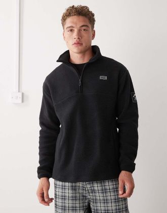 Dare 2B Twin Tip - Fleecepullover in Schwarz mit kurzem Rei&szlig;verschluss