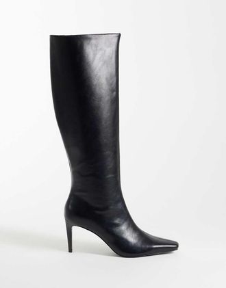 Mango kniehoher Stiefel aus Kunstleder mit Absatz in Schwarz