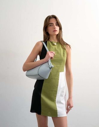 Topshop Robe courte en lin majoritaire effet color block &agrave; dos ouvert - Kaki