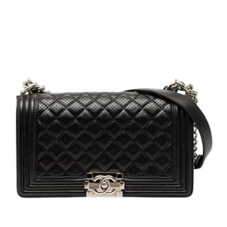 Chanel Pre-owned Sac bandouli&egrave;re en agneau perfor&eacute; - Femme - Pre-owned - Noir - Taille: ONE Size