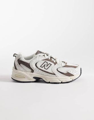 New Balance 530 - Sneaker in Wollwei&szlig; und Braun mit Rehmuster
