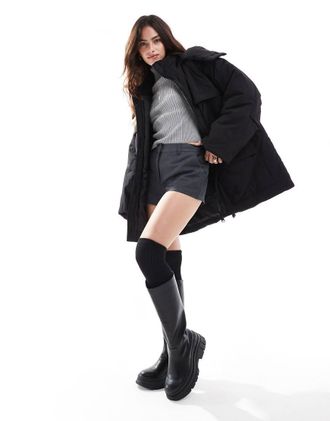 Stradivarius STR - Doudoune &agrave; poches multiples - Noir