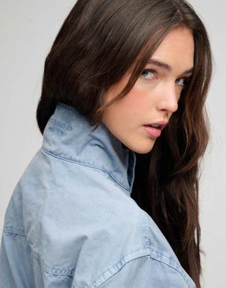 Superdry veste Harrington en coton bleu denim d&eacute;lav&eacute;