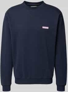 Woodbird Sweatshirt mit Label-Print Modell Cane Koi Crew