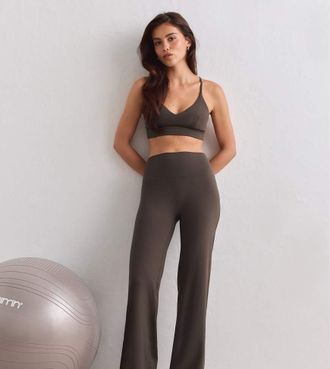 Aim'n dunkelgr&uuml;ne Sense Leggings mit geradem Bein in Dunkelgr&uuml;n