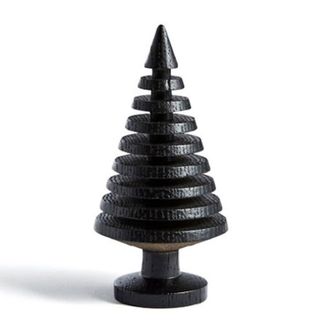 The Oak Men Tree - Dekofigur - Baum - Tannenbaum - Holz - gerillt - Eichenholz schwarz - H&ouml;he: 13 cm