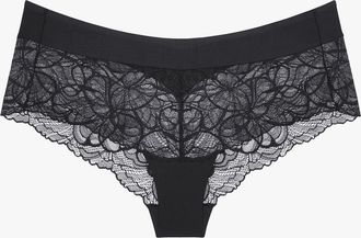 Triumph Shorty en dentelle