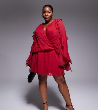 Asos Curve ASOS DESIGN Curve - Robe courte et fluide avec manches volant&eacute;es et godets sur les hanches - Rouge cerise
