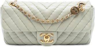 Chanel Hobo Bags - Medium Double Stitch Chevron Lambskin Single Flap - Gr. unisize - in Gr&uuml;n - f&uuml;r Damen