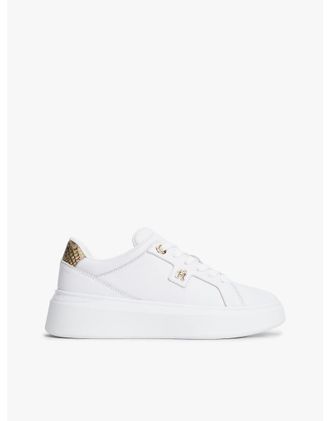 Tommy Hilfiger Leder-Sneaker in Wei&szlig; mit Plateausohle, Absatz und Schlangenmuster