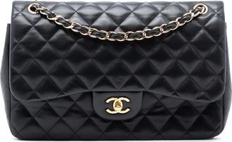 Chanel Hobo Bags - Jumbo Classic Lambskin Double Flap - Gr. unisize - in Schwarz - f&uuml;r Damen