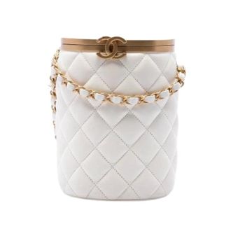 Chanel Sac bandouli&egrave;re matelass&eacute; en cuir dagneau doccasion - Femme - Pre-owned - Blanc - Taille: ONE Size