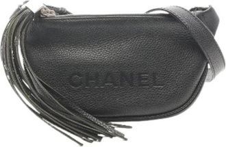 Chanel Sac port&eacute; &eacute;paule Pre-owned en cuir - Femme - Pre-owned - Noir - Taille: ONE Size