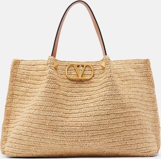 Valentino Garavani Cabas VLogo Medium en raphia