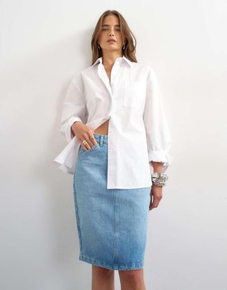 Topshop Jupe mi-longue en jean style ann&eacute;es 90 d&eacute;lav&eacute;-Bleu