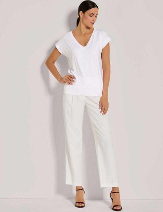 Madeleine Kurzarmshirt Zeitloses Blusenshirt mit V-Ausschnitt L&auml;ssiges Basicshirt mit &uuml;berschnittenen Schultern und Kurzarm