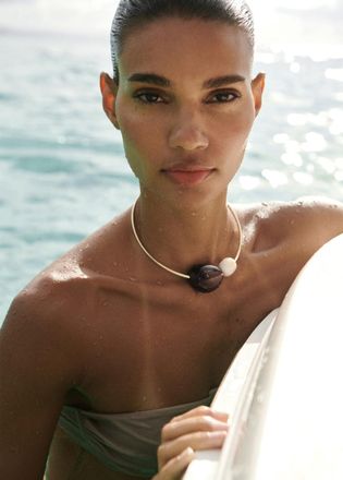 Mango Collier rigide avec perles fantaisie or - Femme - Taille unique - MANGO