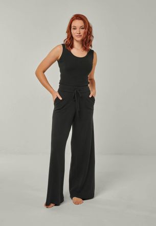You Look Perfect LOUNGEWEAR SET - Top Blossom & Pants Frida
