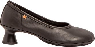 El Naturalista Pumps Alma