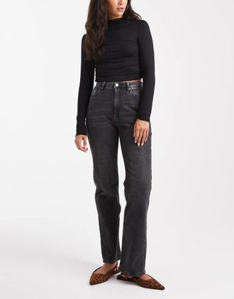 Cotton On Curvy - Stretch-Jeans in Schieferschwarz mit geradem Bein