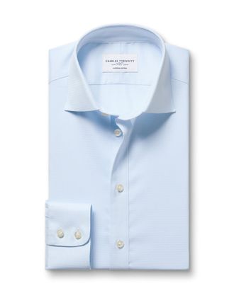 CHARLES TYRWHITT Strukturiertes Luxushemd - Hellblau Knopfmanschette