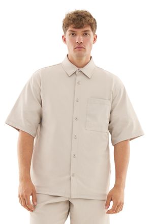 Johnny Urban Hemd Herren Kurzarm Beige - Mason - Oversize Kurzarmhemd mit Brusttasche - Casual Shirt f&uuml;r Sommer, Urlaub, Festival - Freizeithemd mit 240 GSM - Einf