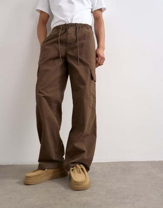 Topman Weite Cargo-Hose in Braun-Brown