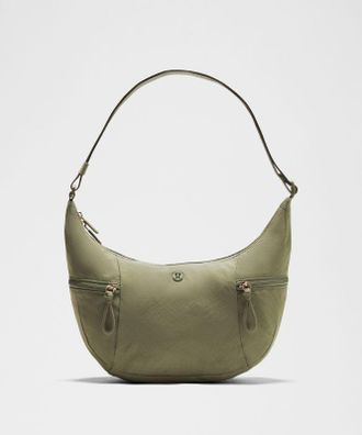 lululemon L&auml;ssige Umh&auml;ngetasche 6 L - Gr&ouml;&szlig;e 6 l in Bay Leaf