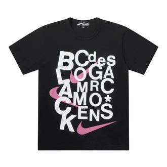 Comme Des Gar&ccedil;ons Stacked Logo T-Shirt - - Tops - Herren - Schwarzk - XL