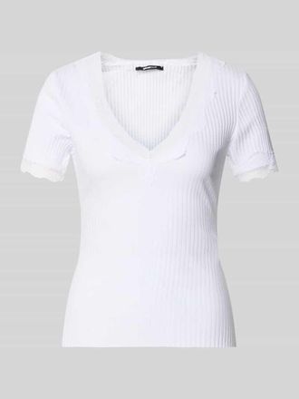 Gina Tricot T-Shirt in Ripp-Optik mit Spitzenbesatz