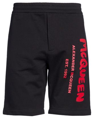 Alexander McQueen HOSEN & R&Ouml;CKE - Shorts & Bermudashorts auf YOOX.COM