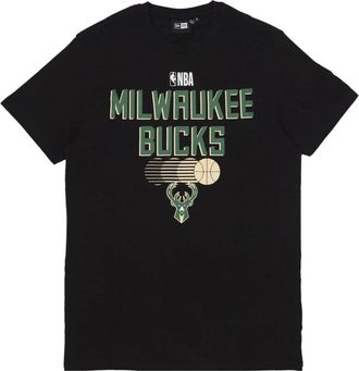 New Era Milwaukee Bucks NBA Grafik Tee - - Tops - Herren - Schwarzk - XL