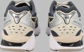 Asics Sneakers - Gray