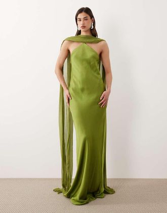Mango Capsule - Neckholder-Maxikleid in Gr&uuml;n mit Cape-Detail