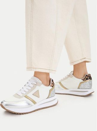 Guess Sneakers FLP2EG PEL12 &Eacute;cru