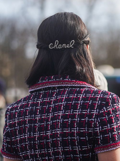 barrette cheveux Chanel