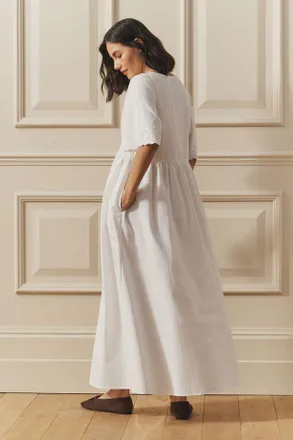 Laura Ashley Midikleid Laura Ashley Midikleid mit Lochstickerei (1-tlg)
