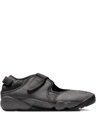 Nike baskets Air Rift - Gris