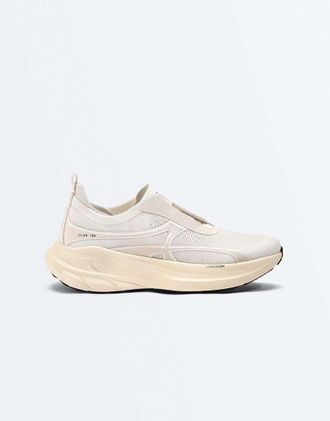 Oysho OY/ER 700 Laufsneaker in Wei&szlig;