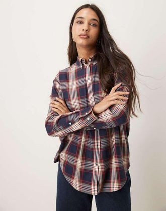 GANT Kariertes Flanellhemd in Marineblau mit lockerem Schnitt