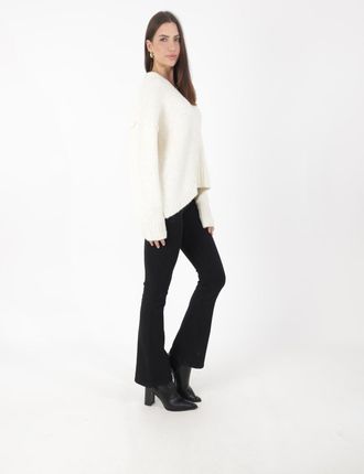 Elara Pullover