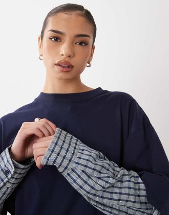 Lioness Chemise 2-en-1 &agrave; manches longues et rayures avec t-shirt oversize superpos&eacute; - Bleu marine