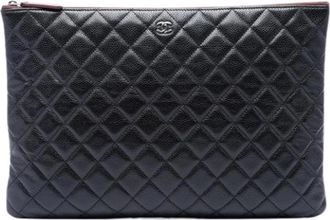 Chanel Pre-owned Sacoche matelass&eacute;e en caviar - Femme - Pre-owned - Noir - Taille: ONE Size