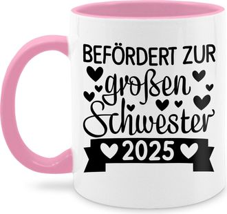 Shirtracer Tasse Tassen 325ml - Große - Befördert zur großen Schwester 2025 mit Herzen - schwarz - 325 ml - Rosa - beste schwestern grosse big sister geschenk fü