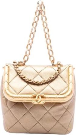 Chanel Sac bandouli&egrave;re matelass&eacute; mini doccasion - Femme - Pre-owned - Jaune - Taille: ONE Size