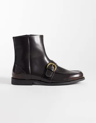 Asos Stiefel in Braun mit Rei&szlig;verschluss und Schnallendetail
