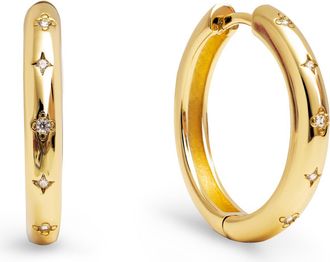 Singularu Astra L Creolen. Messing mit 18 Kt Vergoldeter Beschichtung und Zirkonia. Schmuck für Damen