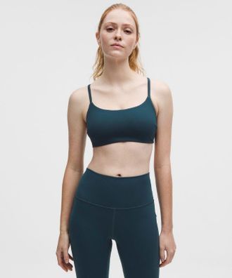 lululemon Wunder Train Racer-BH mit Tr&auml;gern Leichter Halt C/D-Cups f&uuml;r Frauen - Gr&ouml;&szlig;e 10 in Indochine Blue